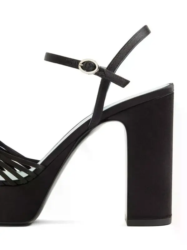 Valentino Garavani Coeur Royal Platform Sandals - Black
