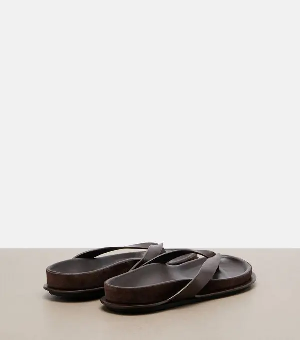 Jacquemus Tatanes Leather Thong Sandals