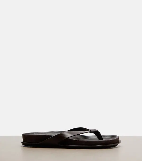 Jacquemus Tatanes Leather Thong Sandals