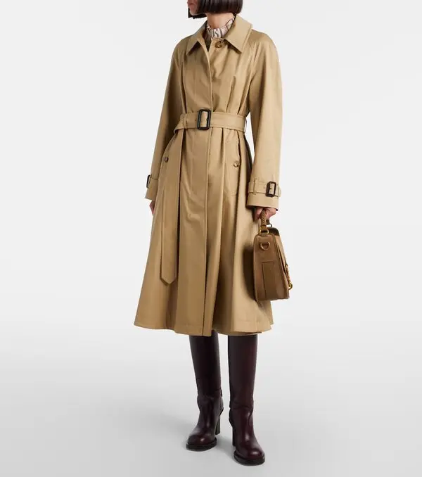 Burberry Clip Messenger Top-handle Bag