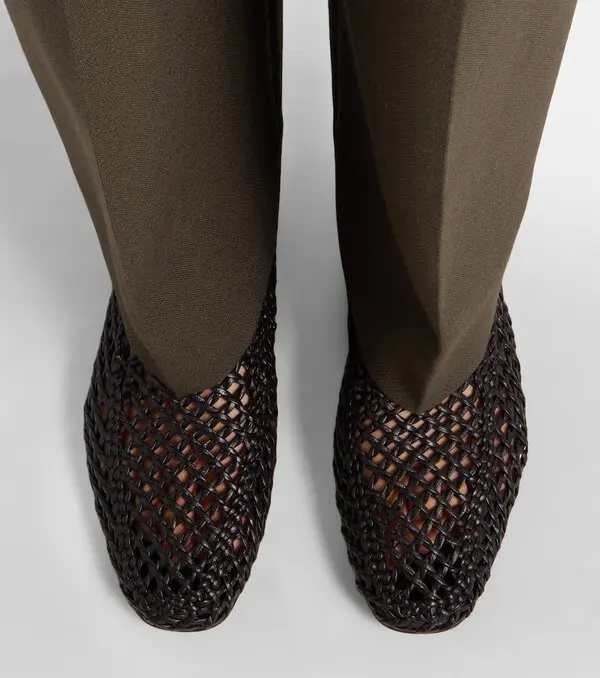 Le Monde Beryl Soft Woven Leather Slip-on Shoes - Black