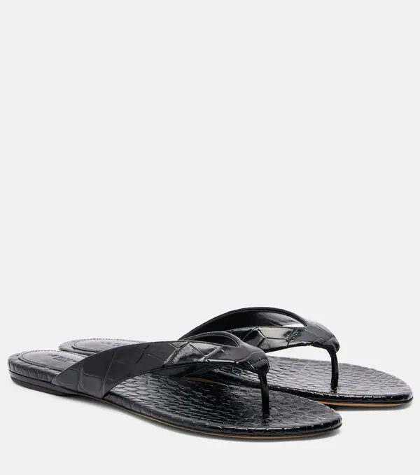 Le Monde Beryl Croc-effect Leather Thong Sandals - Black