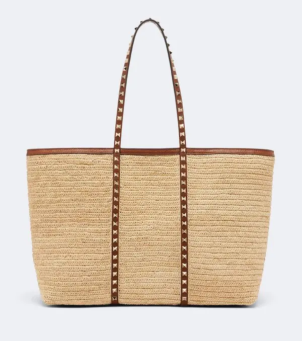 Valentino Garavani Rockstud Large Raffia Tote Bag - Beige