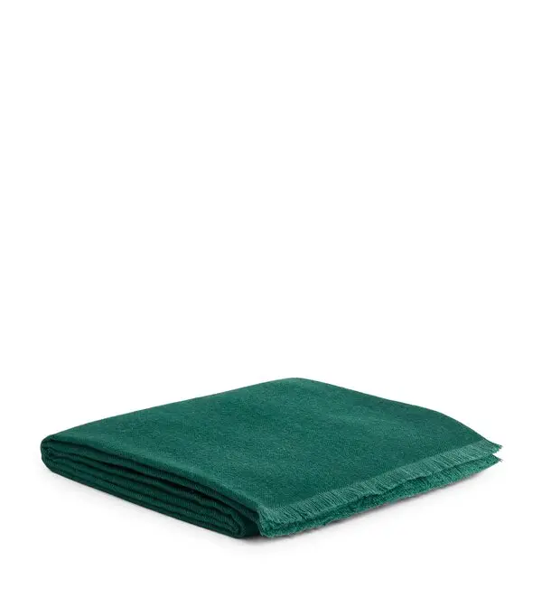 SIMPLE THINGS Alpaca Throw