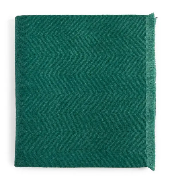 SIMPLE THINGS Alpaca Throw