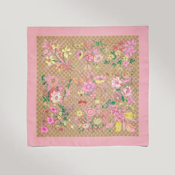 Gucci Printed Gg Silk Twill Carr - Pink
