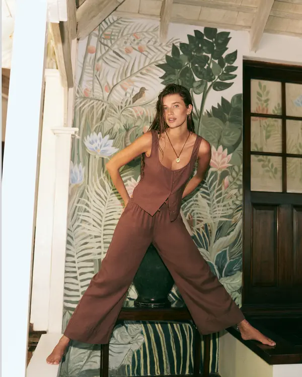 Vuori Trestles Twill Crop Top And Wide Leg Pants Set - Sable