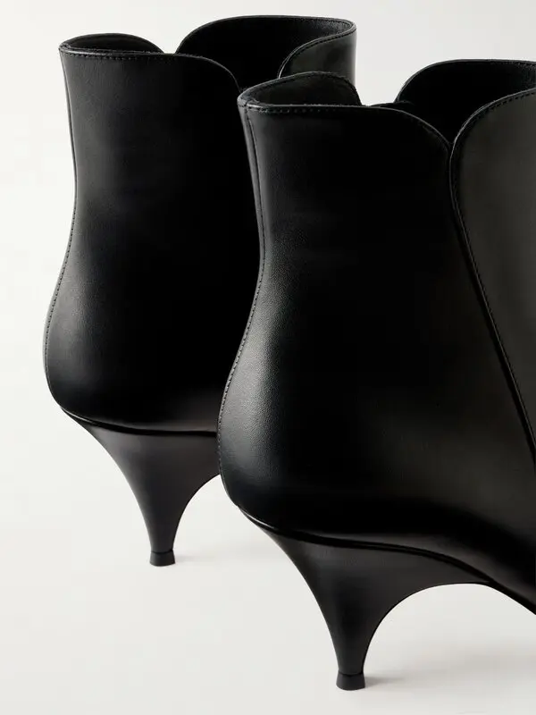 GIANVITO ROSSI Leather Pointed Toe Ankle Boots