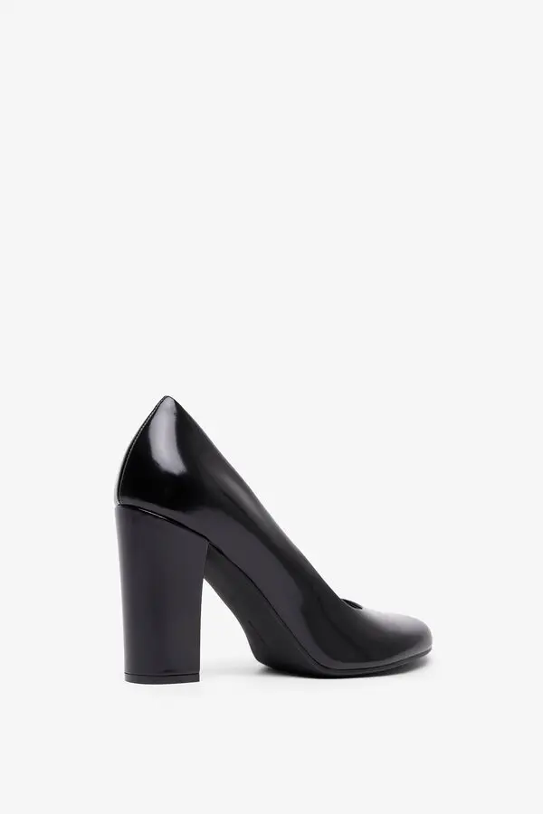 THE ROW Penelope High Leather Pumps - Black