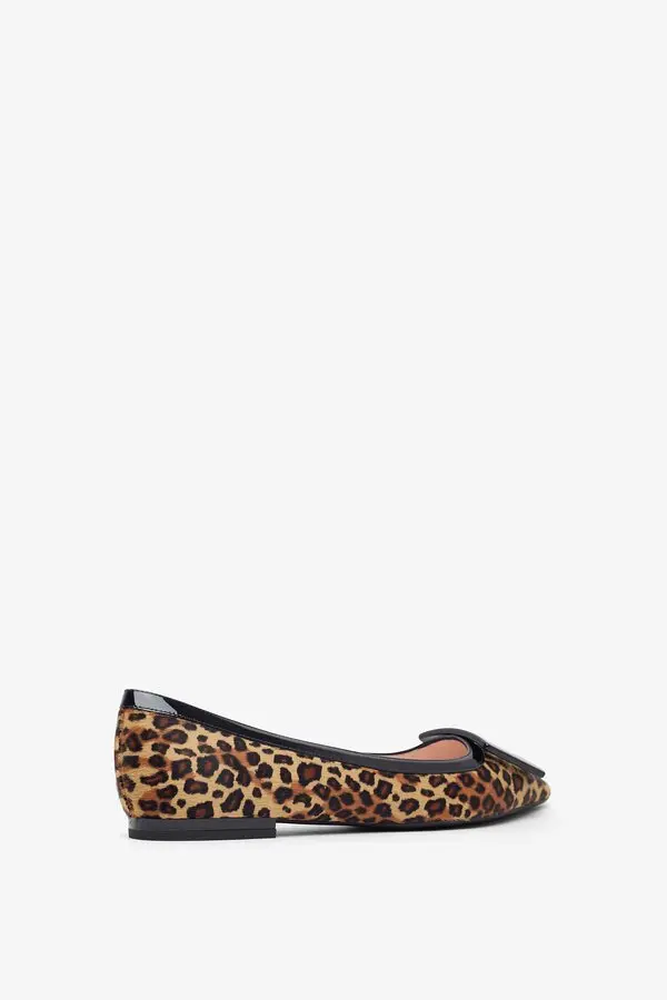 ROGER VIVIER Gommettine Leopard Ballet Flats