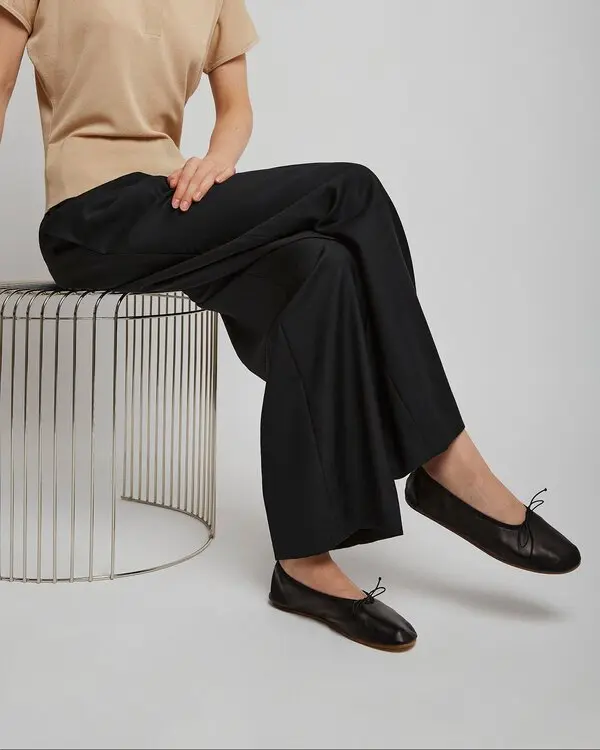 THE ROW Round Leather Ballet Flats