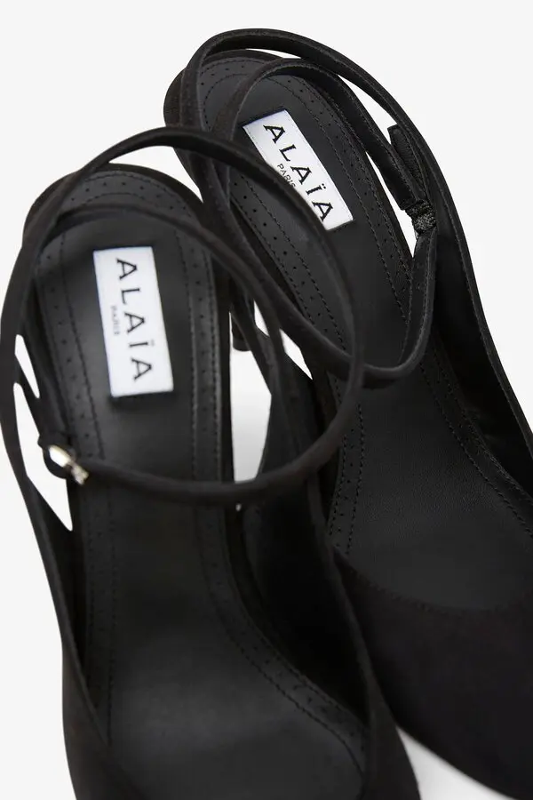 Alaïa Decollete 90 Slingbacks - Black