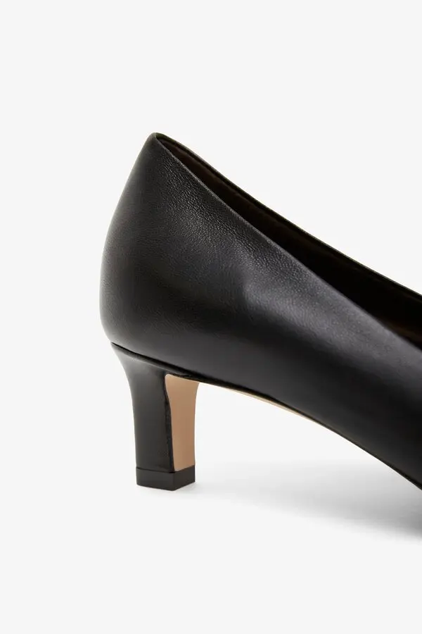 THE ROW Carla 45 Leather Pumps - Black