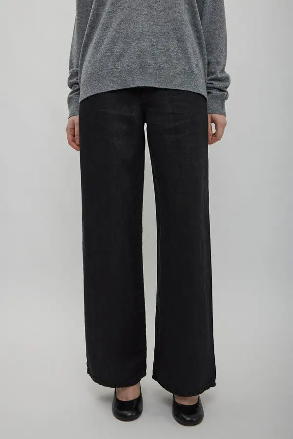 THE ROW Eglitta Straight Leg Denim Pants - Black