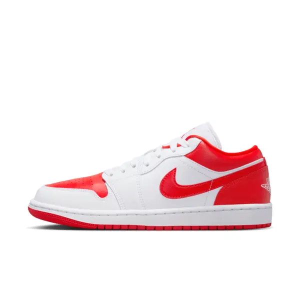 JORDAN 1 Low Top Sneakers