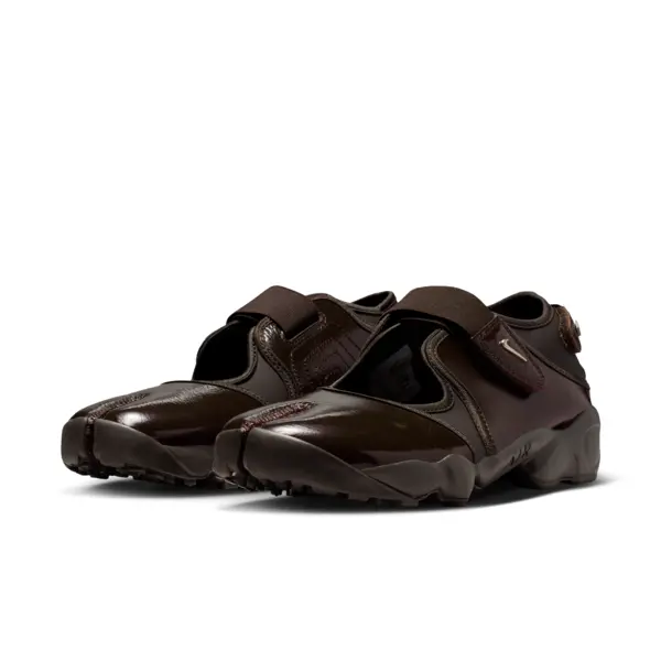 Nike Rift Split-toe Shoes