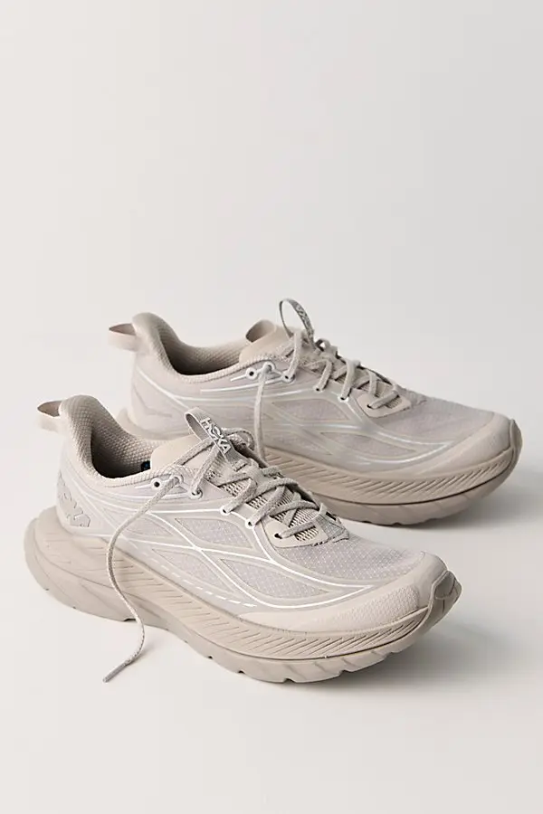 HOKA® Remastered Speed Trainers - Putty/cement