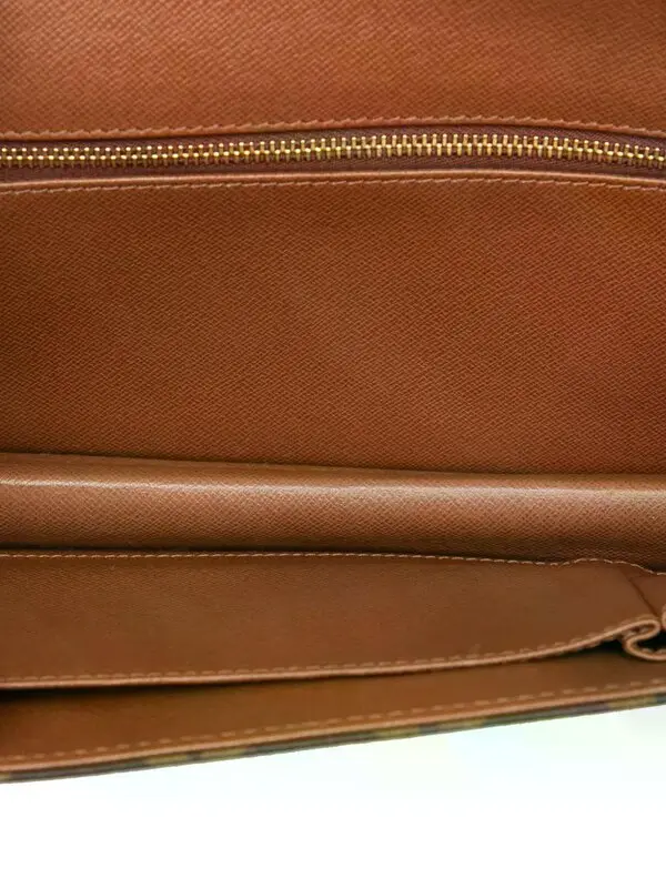 LOUIS VUITTON 1991 Monogram Pochette Dame Pm