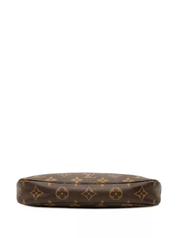 LOUIS VUITTON 2002 Monogram Pochette Accessoires