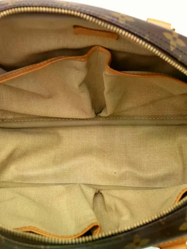 LOUIS VUITTON 2004 Monogram Trouville Handbag
