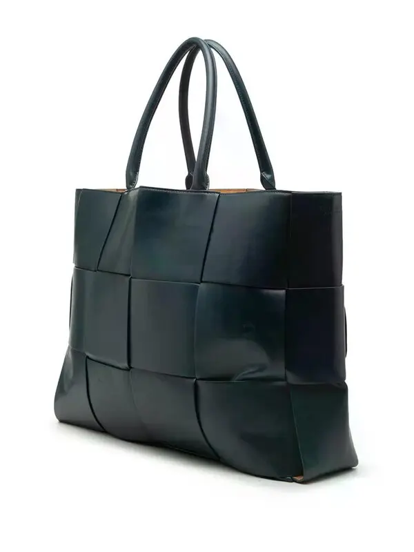 Bottega Veneta Large Leather Arco Tote Bag - Blue