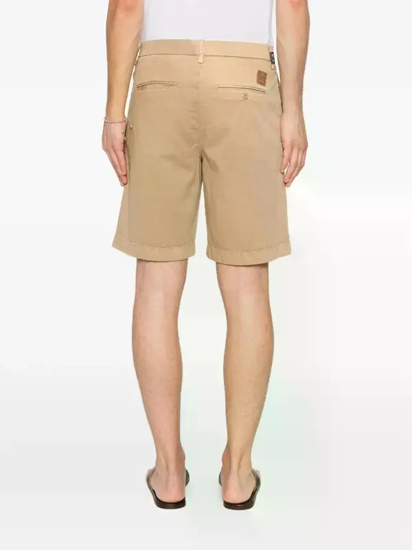 Jacob Cohen Logo Patch Straight Leg Shorts - Neutrals