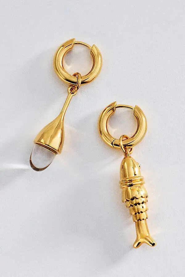 Éliou Costa Charm Huggie Hoop Earrings - Gold