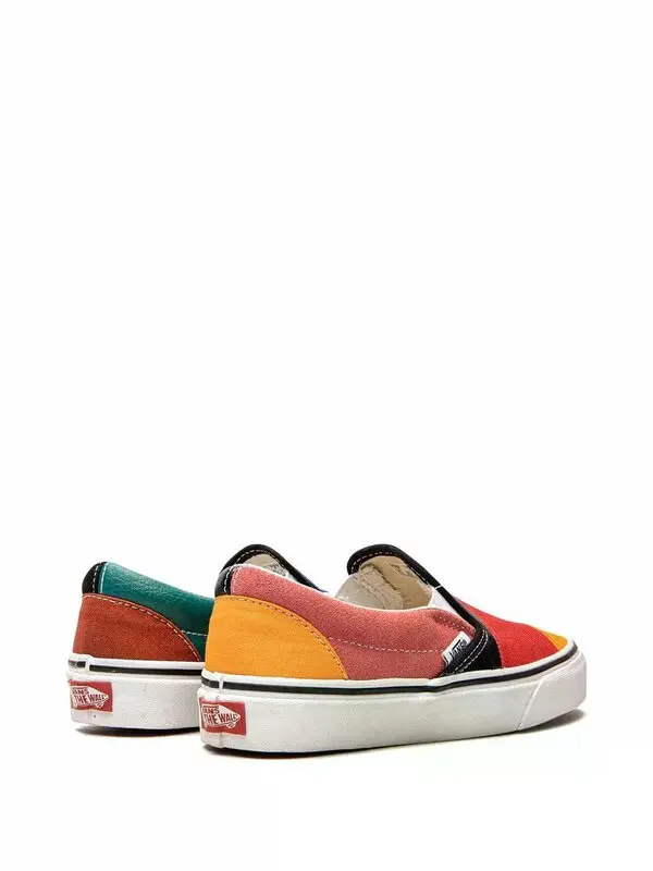 VANS Classic Slip-on Sneakers - White