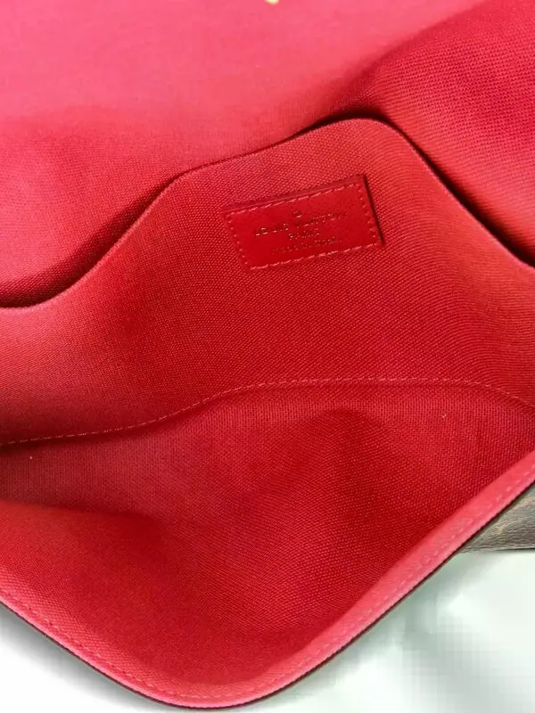LOUIS VUITTON Felicie Pochette Limited Edition Vivienne Xmas Monogram Canvas
