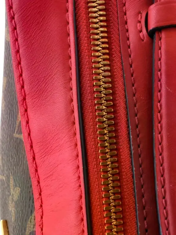 LOUIS VUITTON Monogram Canvas Saintonge Handbag - Brown