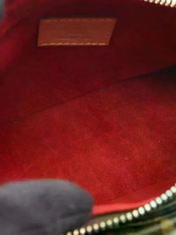 LOUIS VUITTON 2005 Monogram Viva Cite Pm