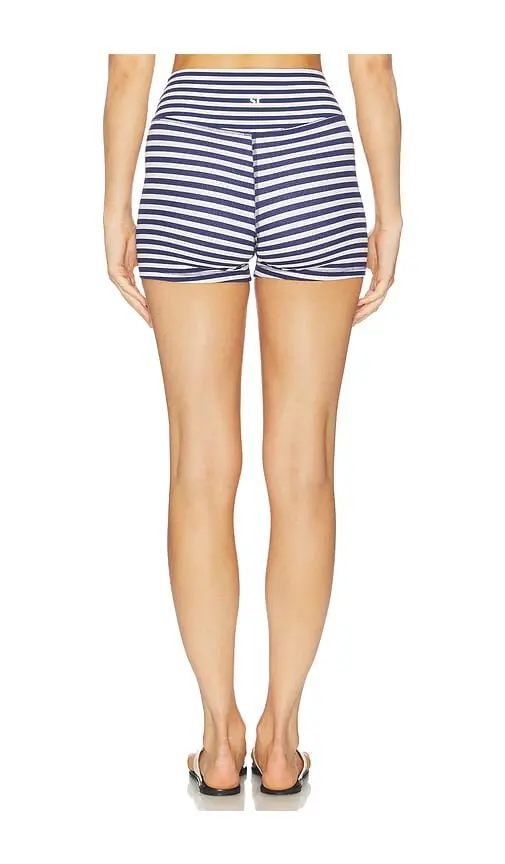 Strut This The Sparrow Short