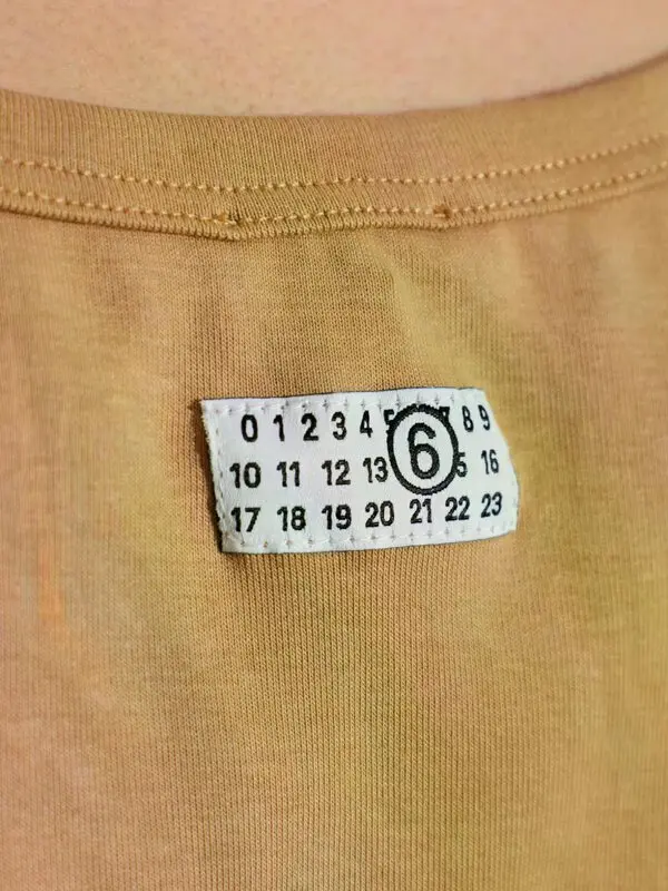 MAISON MARGIELA Logo Patch Tank Top - Neutrals
