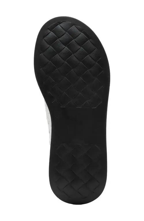 La Canadienne Pacifik Waterproof Platform Wedge Sandals - Milk Leather