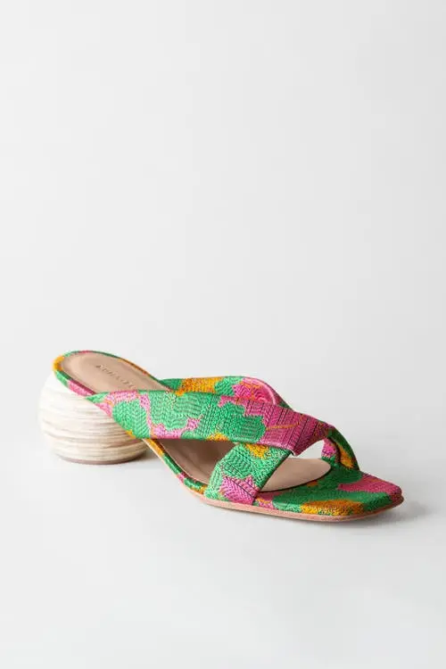 HUMA BLANCO Kira Woven Textile Slide Sandal - Floral