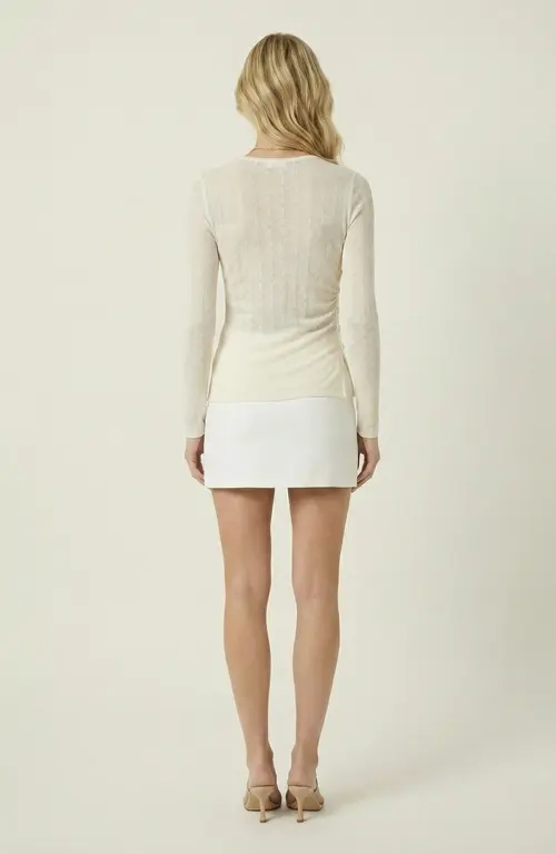 MODENAIRE Long Sleeve Fitted Knit Top
