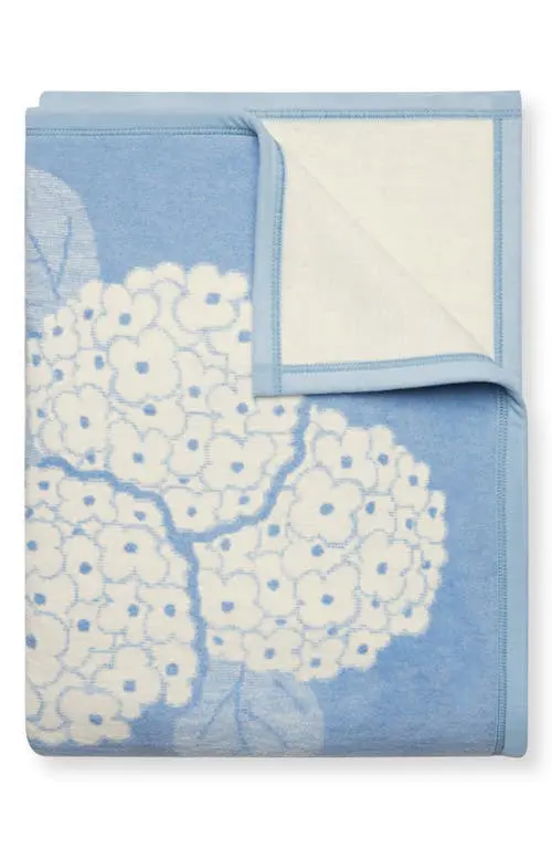 CHAPPYWRAP Hydrangeas Bell Throw Blanket
