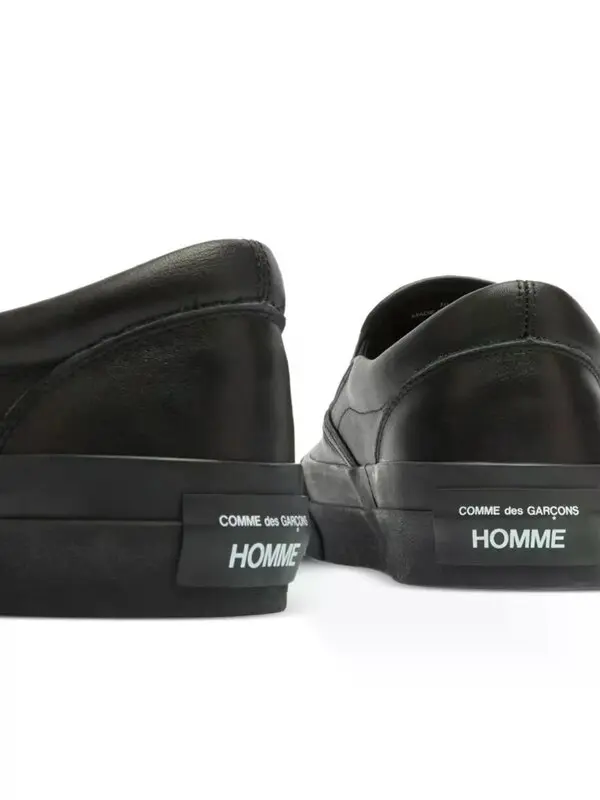 Comme Des Garçons Xt-6 Expanse Slip-on Sneakers