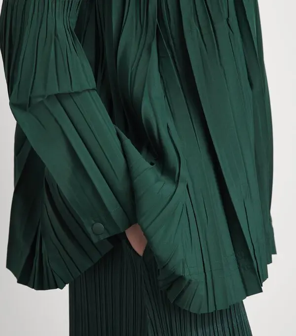 Issey Miyake Pleated Float Coat - Green