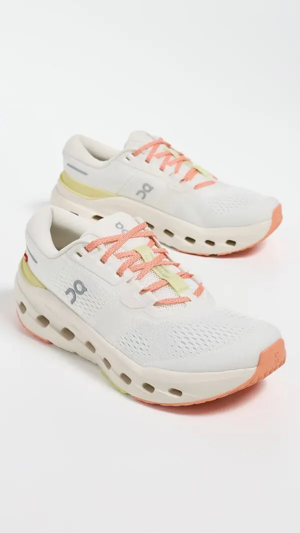 On Cloudrunner 3 Sneakers - Ivory/dew