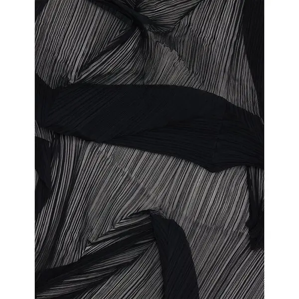 Issey Miyake Zigzag Pleated Woven Scarf