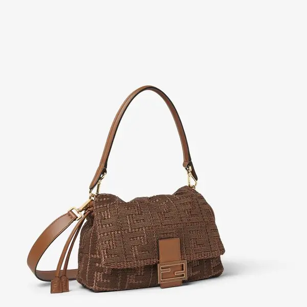Fendi Mamma Baguette Medium Bag In Woven Raffia