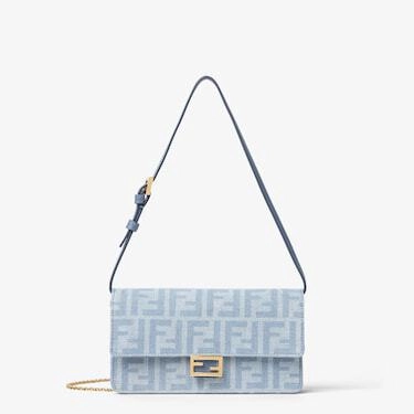 Fendi Wallet On Chain Baguette - Light Blue