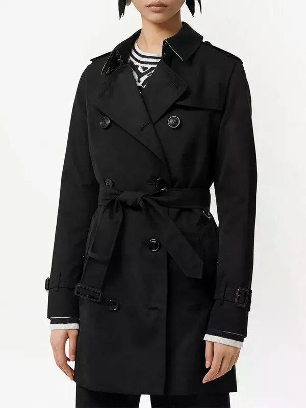 Burberry Kensington Heritage Trench Coat