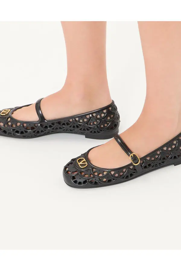 Valentino Garavani Ondette Rubber Ballerina With Scallop Pattern - Black