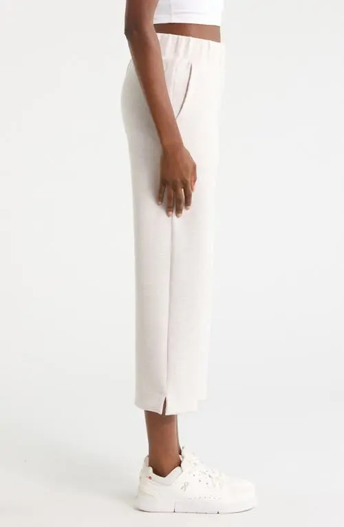 MPG Dreamweave Crop Pants - Heather Moonbeam