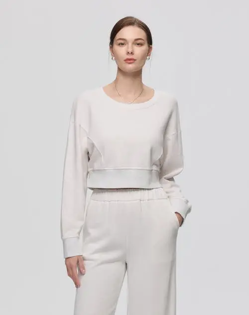 JUANA Hemp Essentials Fleece Cropped Sweater - White