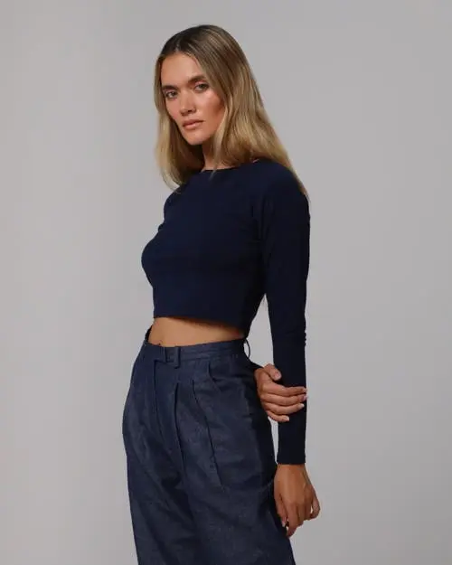JUANA Hemp Essentials Cropped Raglan Tee - Indigo