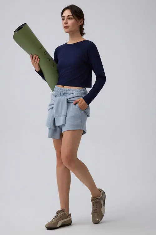 JUANA Hemp Essentials Cropped Raglan Tee