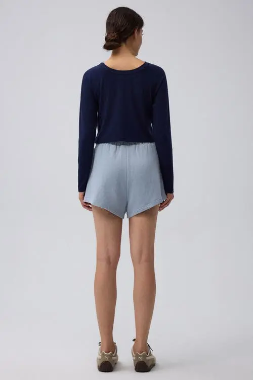 JUANA Hemp Essentials Cropped Raglan Tee